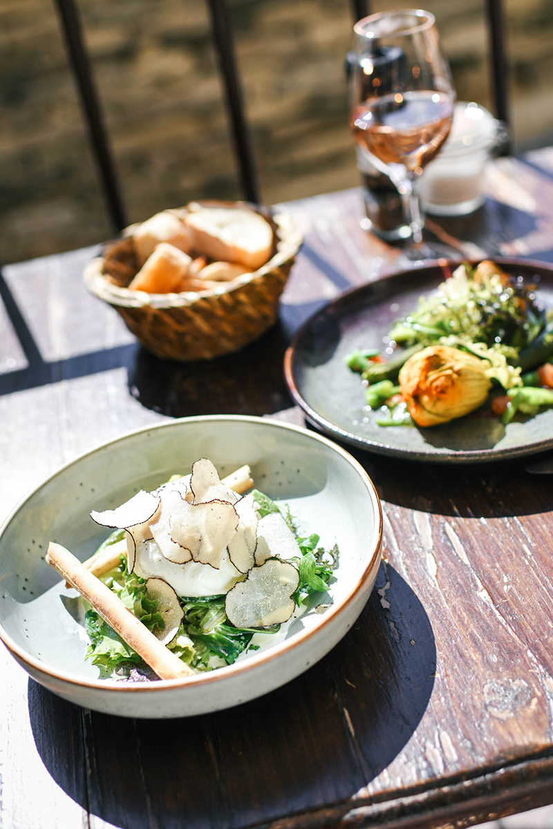 GORDES, ROUSSILLON AND GOULT - Merritt Beck