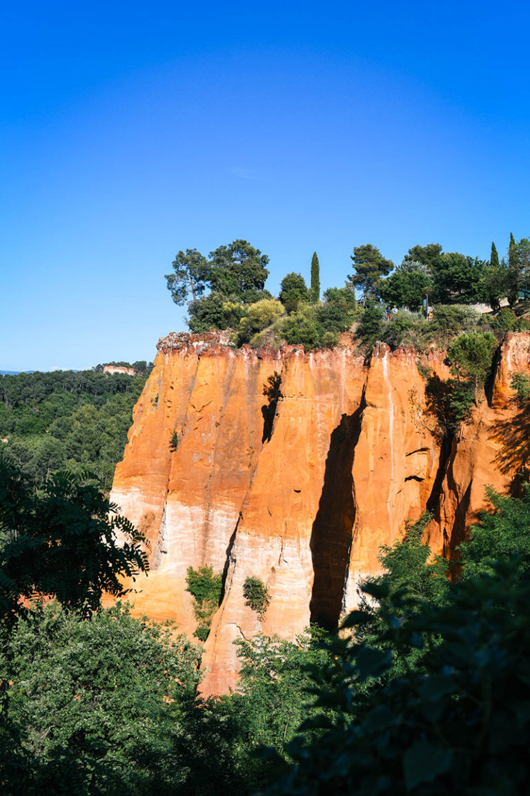 GORDES, ROUSSILLON AND GOULT - Merritt Beck