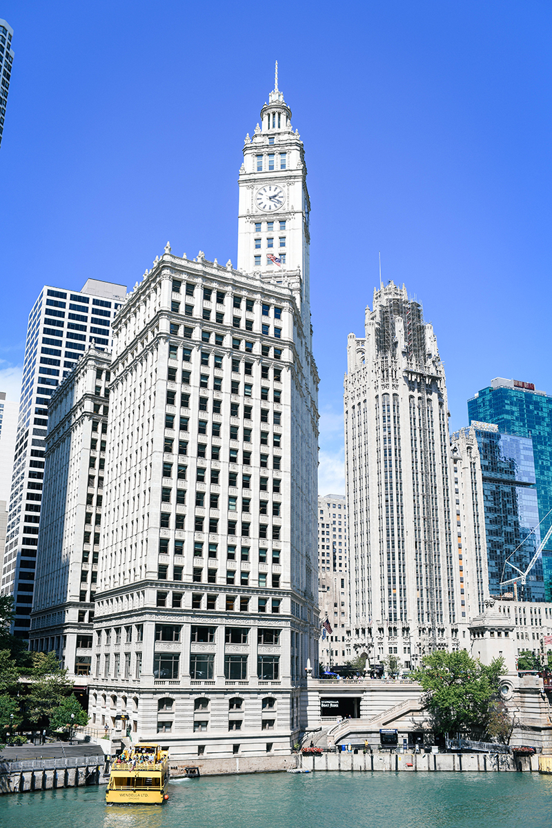 PHOTOS FROM CHICAGO + A CITY GUIDE - Merritt Beck